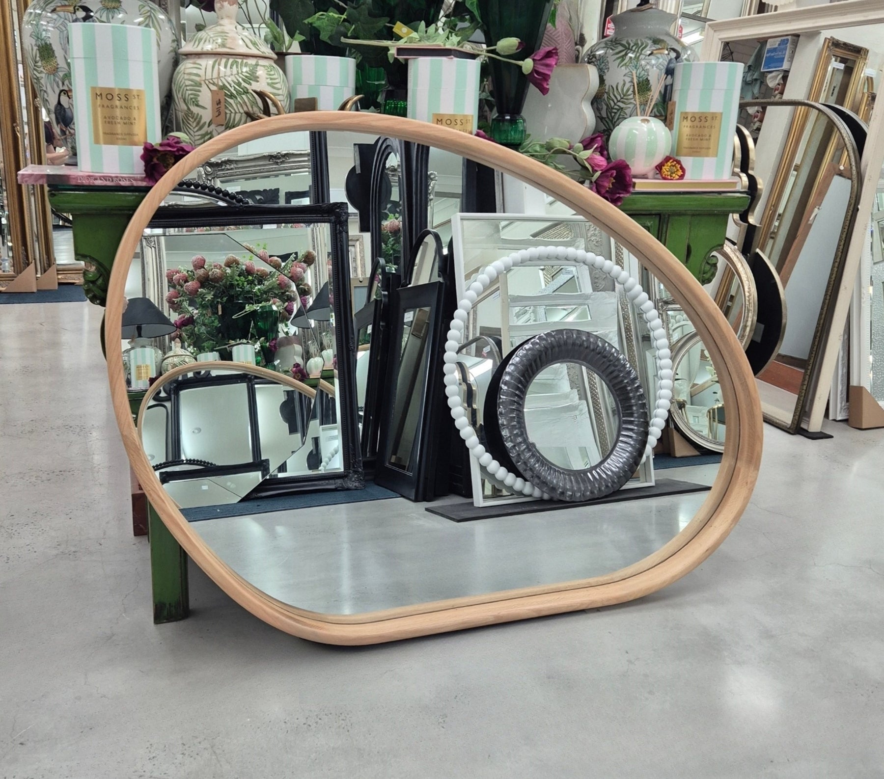 Scandinavian – Reflect Mirrors