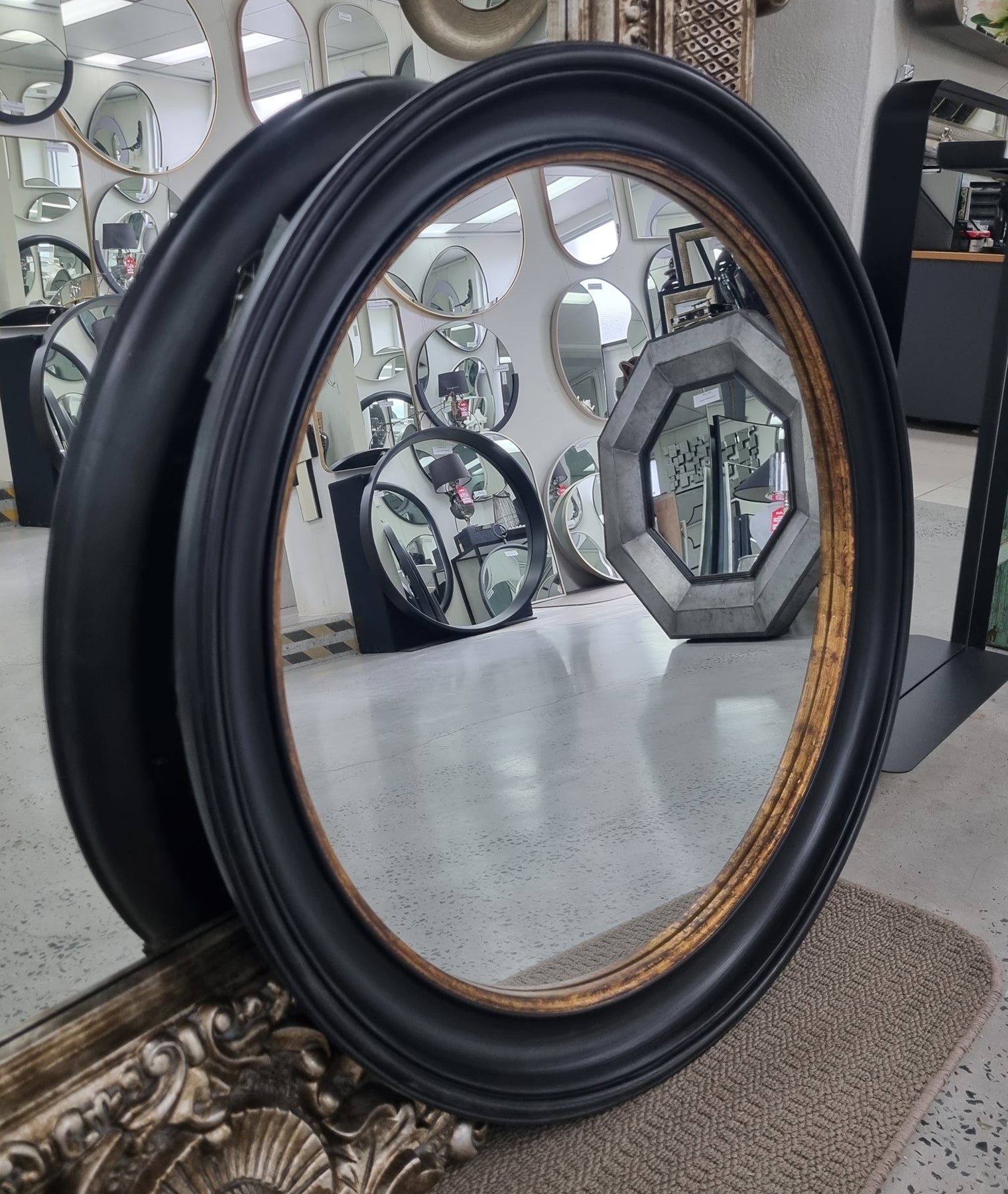 Chelsea – Reflect Mirrors